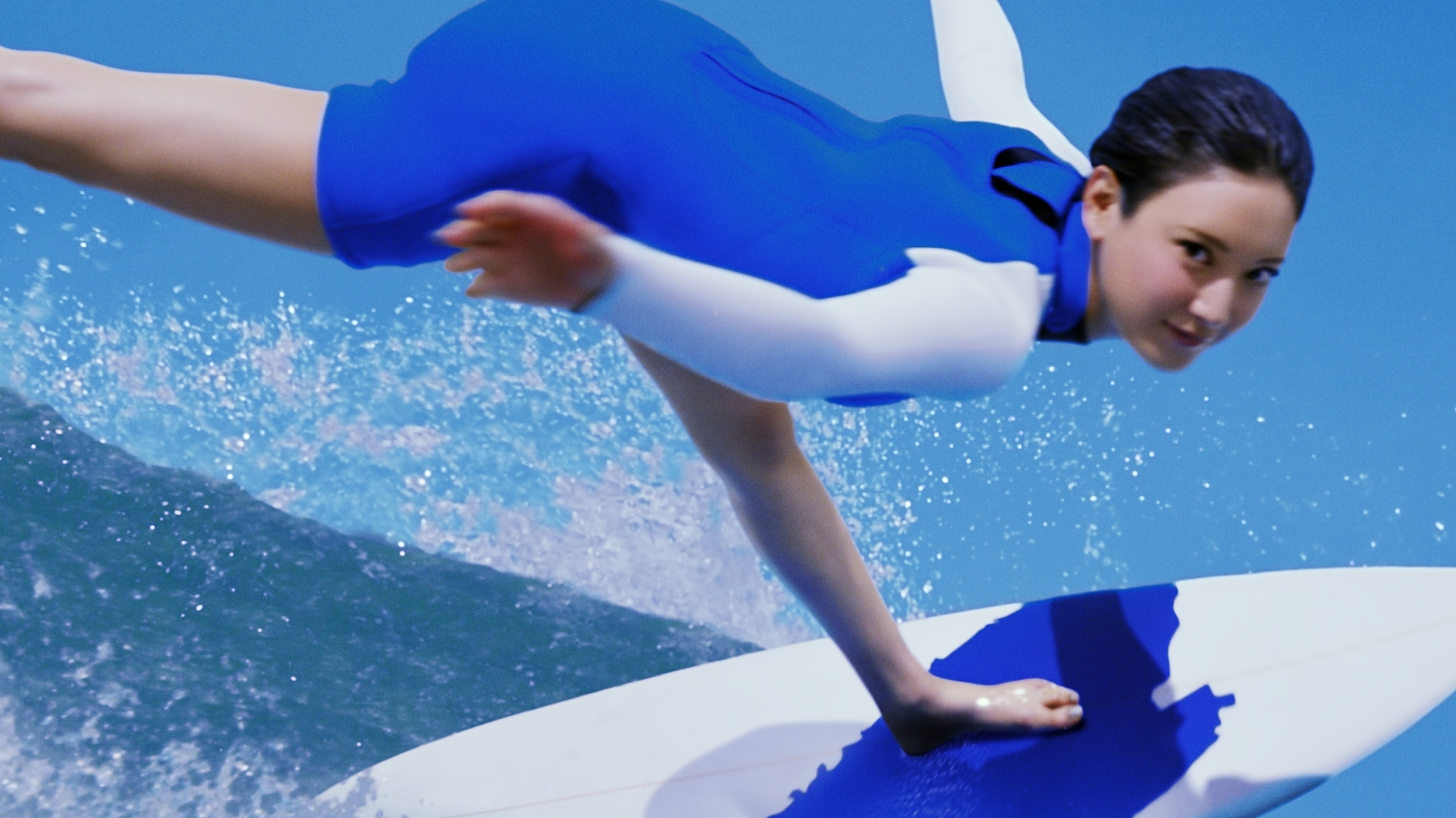All Free New TV Commercial Surfing the Waves with the "Nanao Pose ...